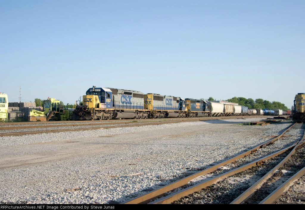 CSX 8157,8615,8117